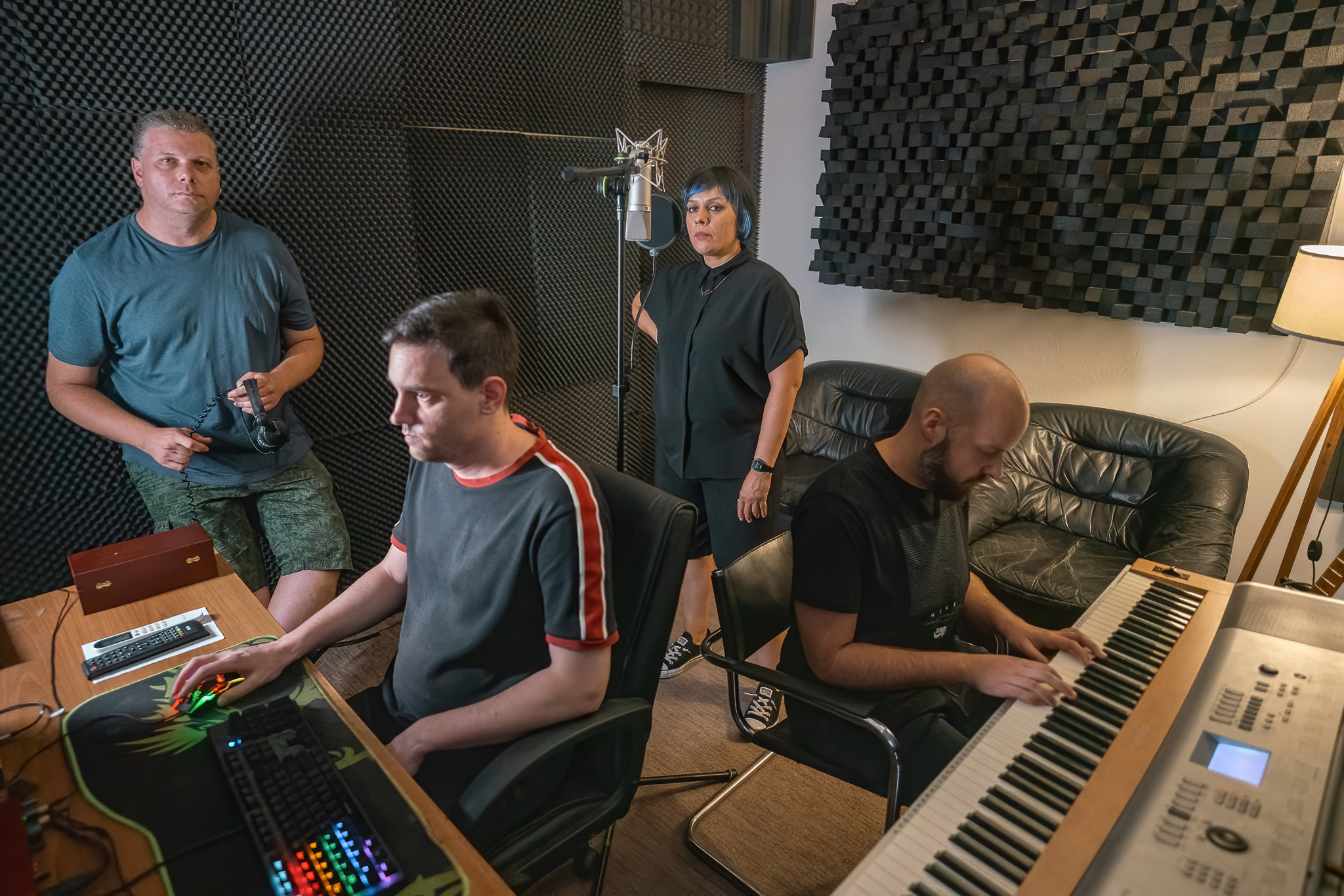 Listen to the Cover of "Još ne sviće rujna zora"